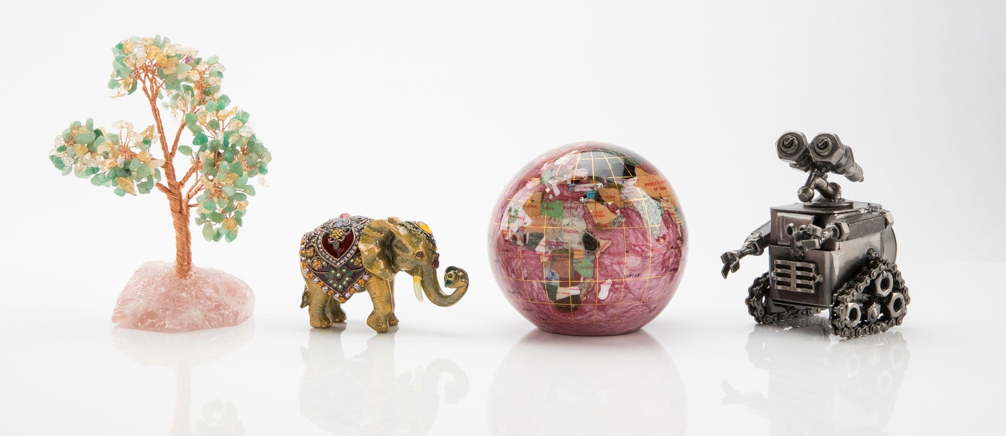 5 Gifts to Give the Collector in Your Life | Kalifano