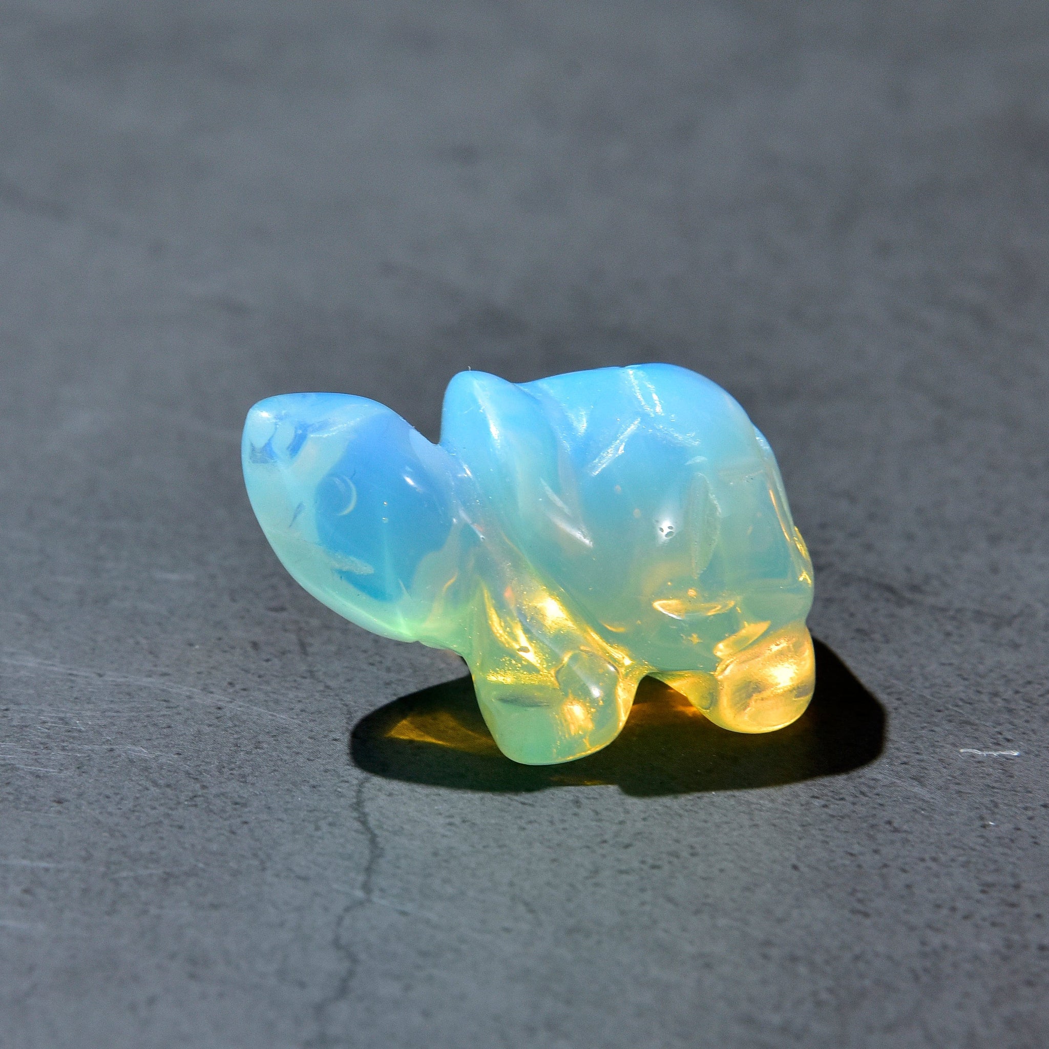 Moonstone Turtle 1.5'' Gemstone Carving