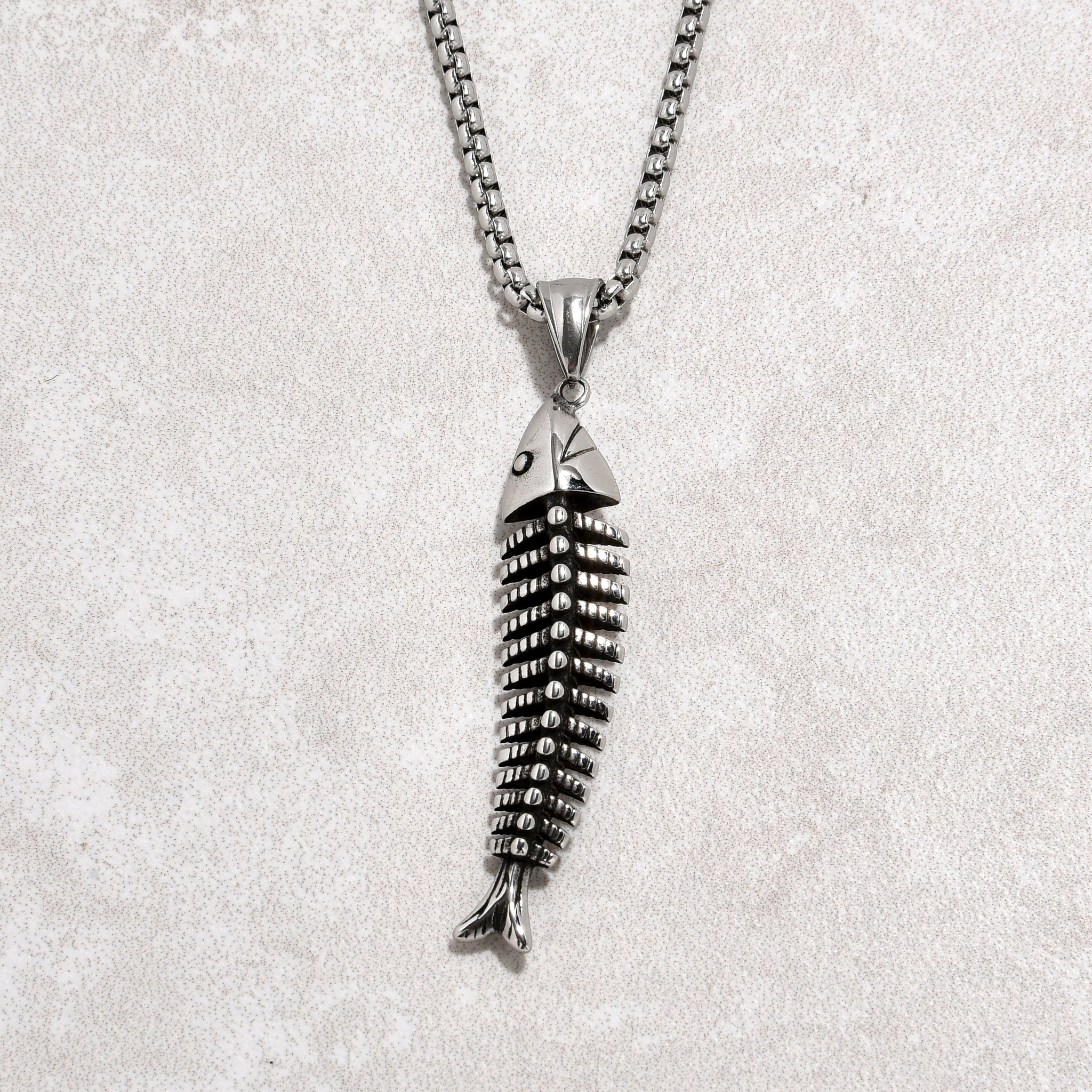 KALIFANO | Stainless Steel Silver Fish Bone Steel Hearts 20" Necklace