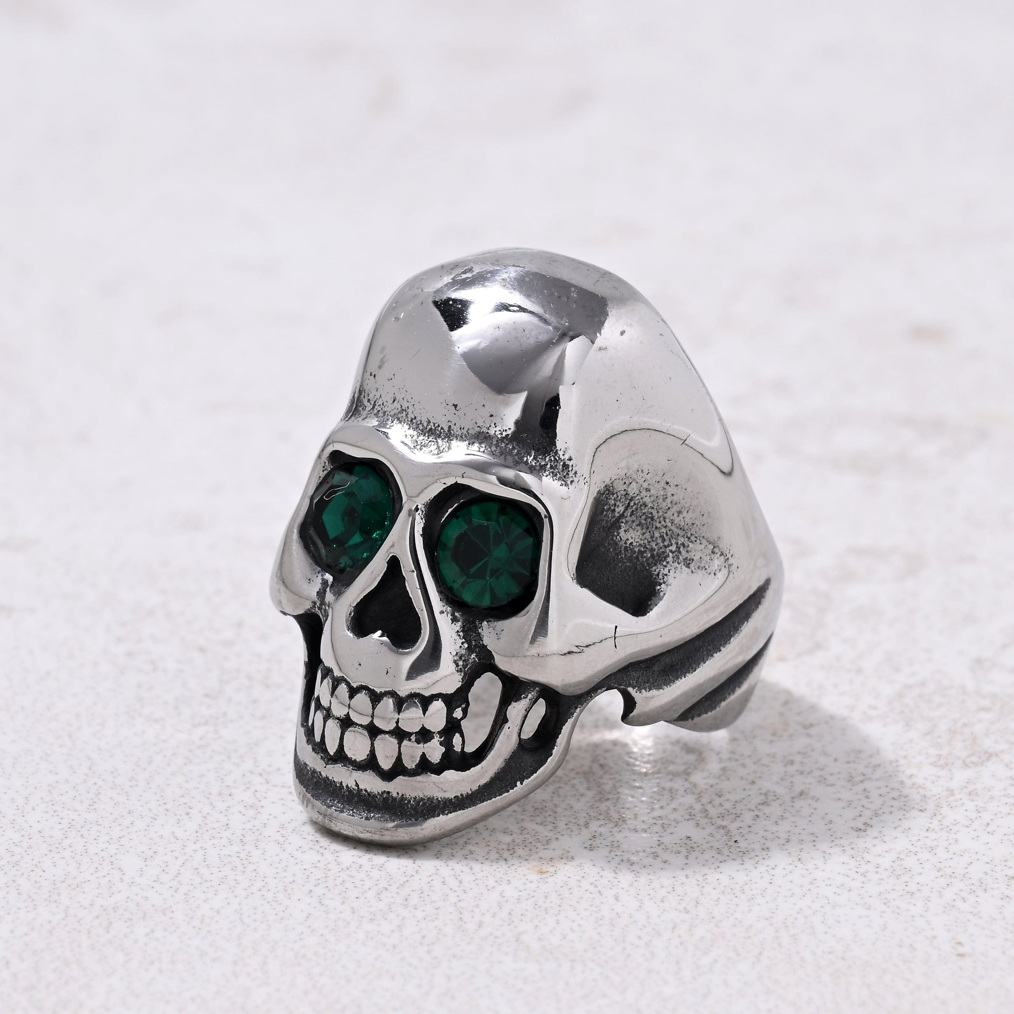 KALIFANO | Silver Punk Skull Emerald Glass Ring
