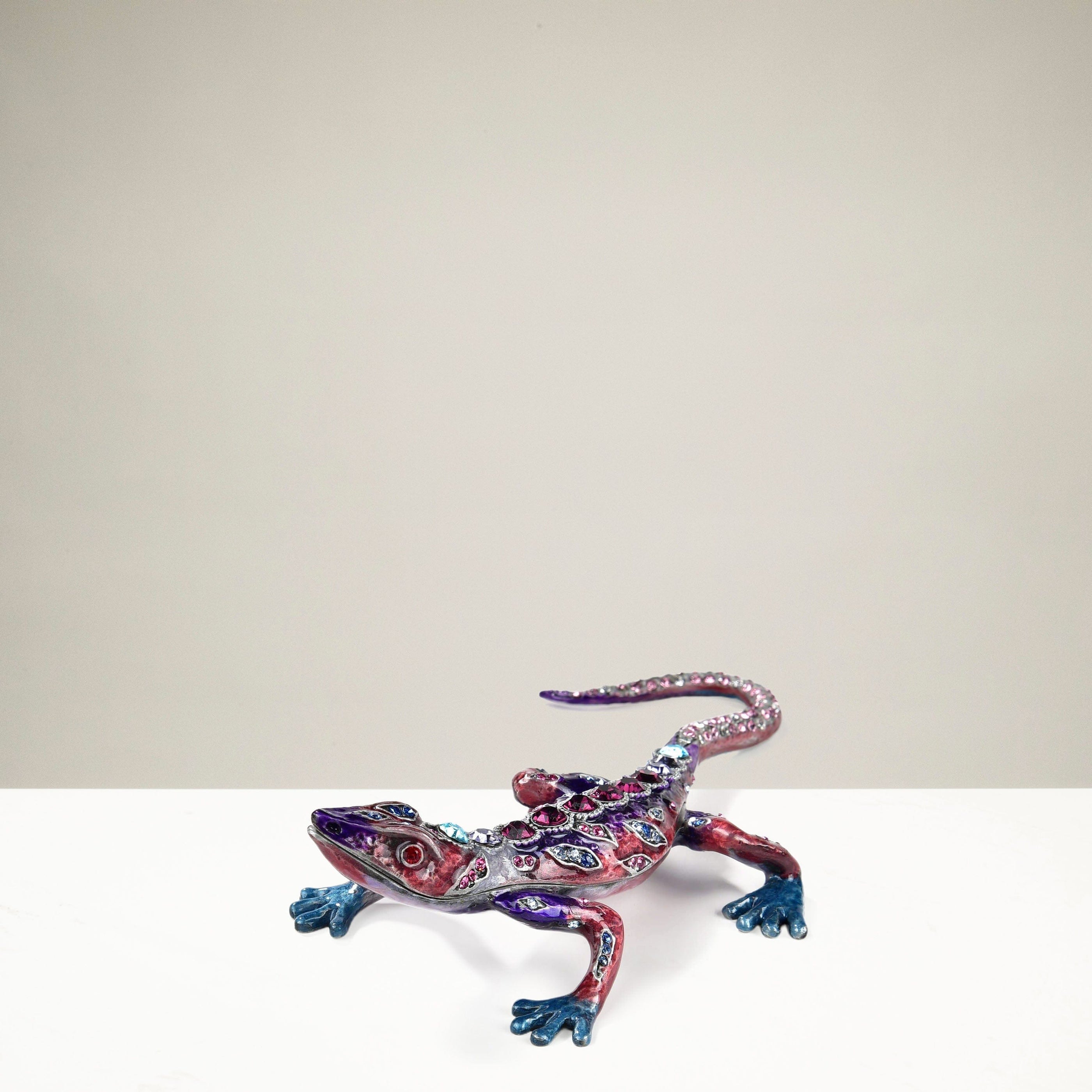 Kalifano Amethyst Crystal Lizard Figurine made with Swarovski Crystal