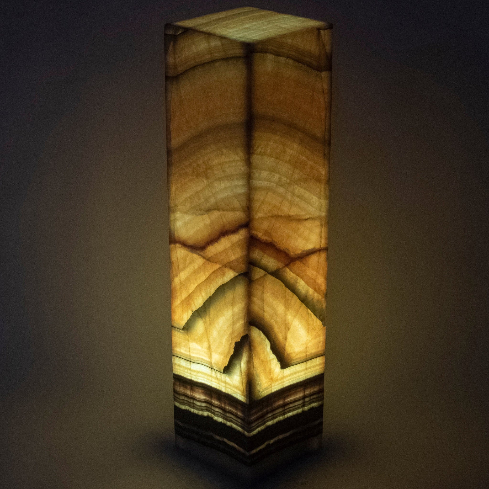 KALIFANO | Luxurious Onyx Light Towers - Add Elegance to Any Room
